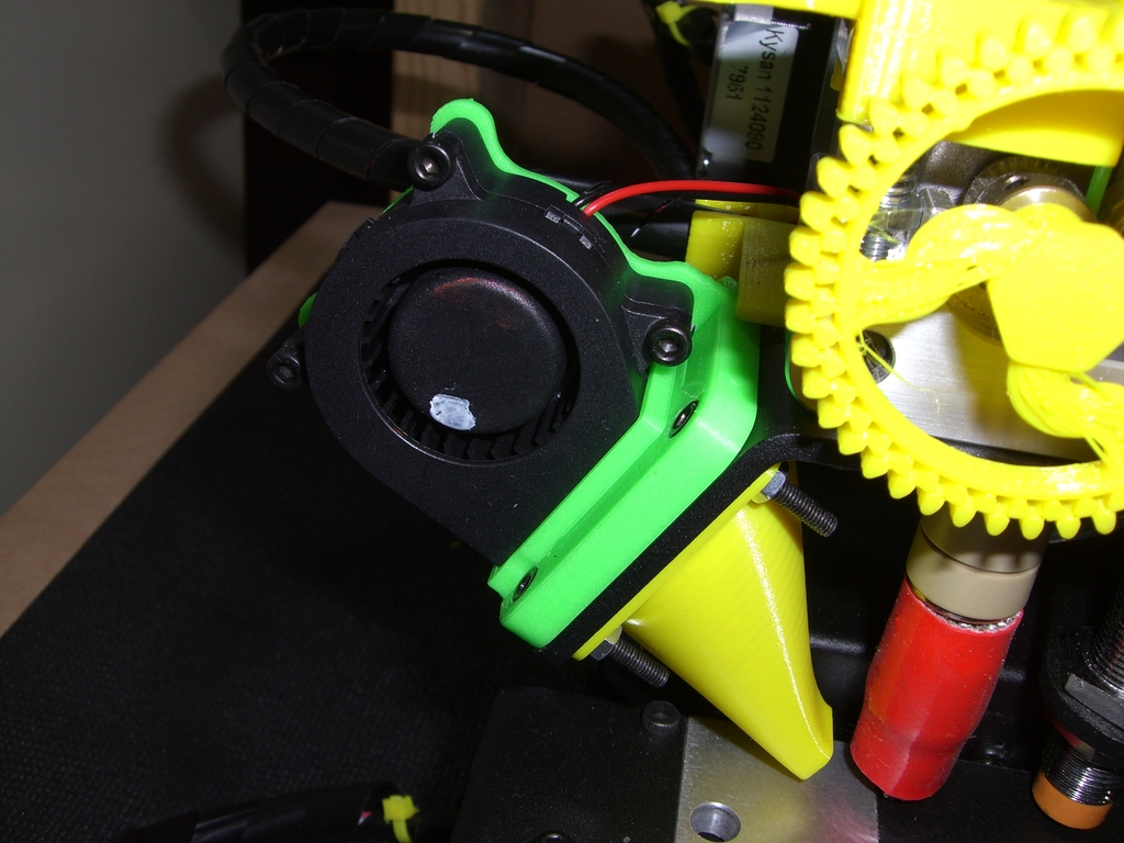 Free 3D file 40mm Axial Fan to 40mm Centrifugal Fan Adapter 🔧・Design to ...