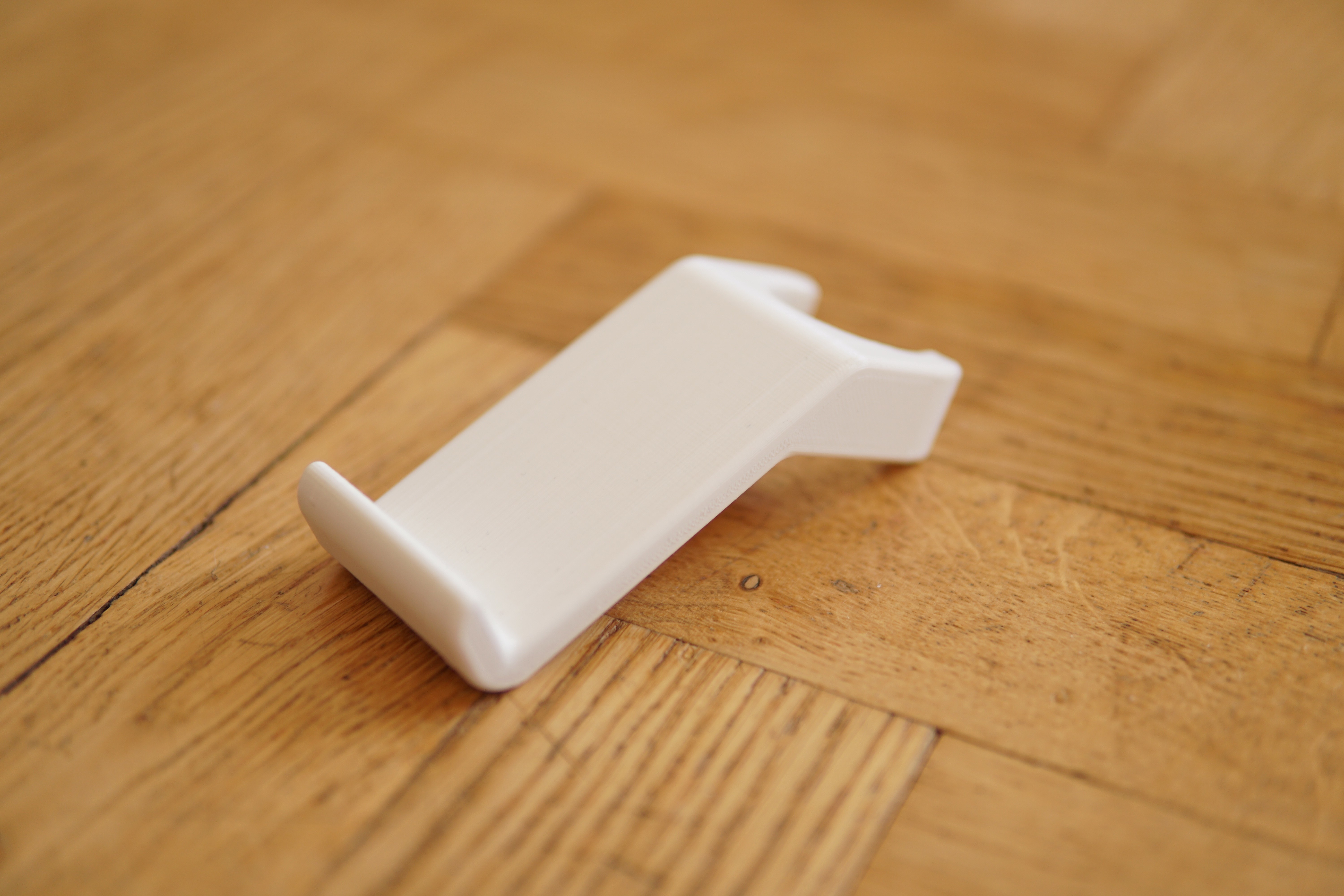 Fichier STL gratuit Porte-téléphone・Design imprimable en 3D à ...