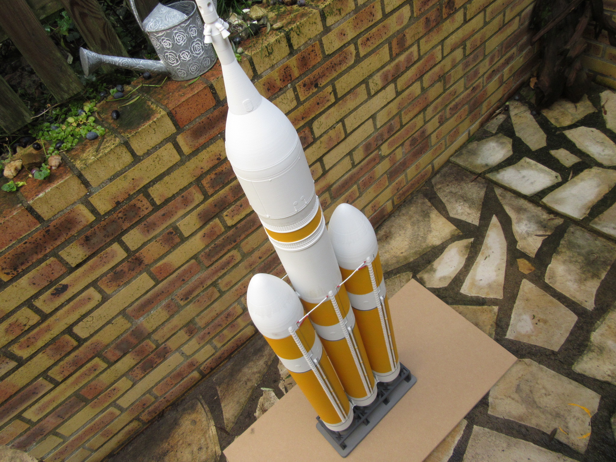 STL file DELTA IV HEAVY Exploration Flight Test 1・3D printing design to ...