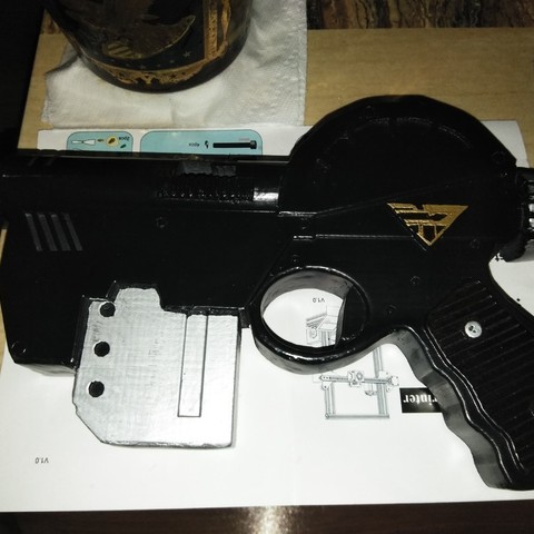 Download free STL file Judge Dredd Lawgiver pistol • Template to 3D ...