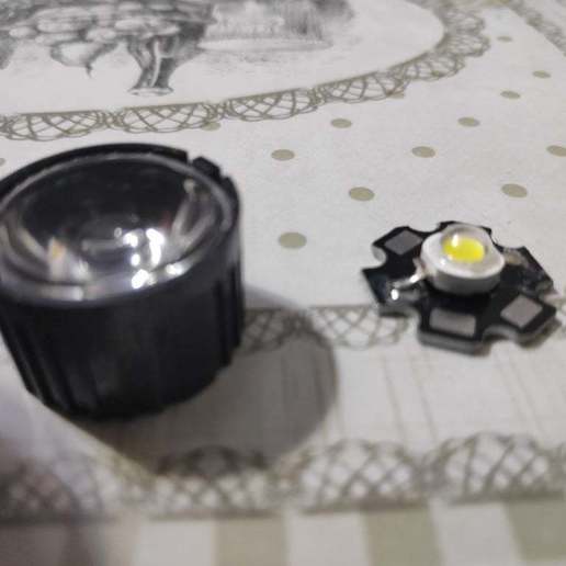 Download free STL file Bicycle / bike 3w LED Headlight Mount • Design ...