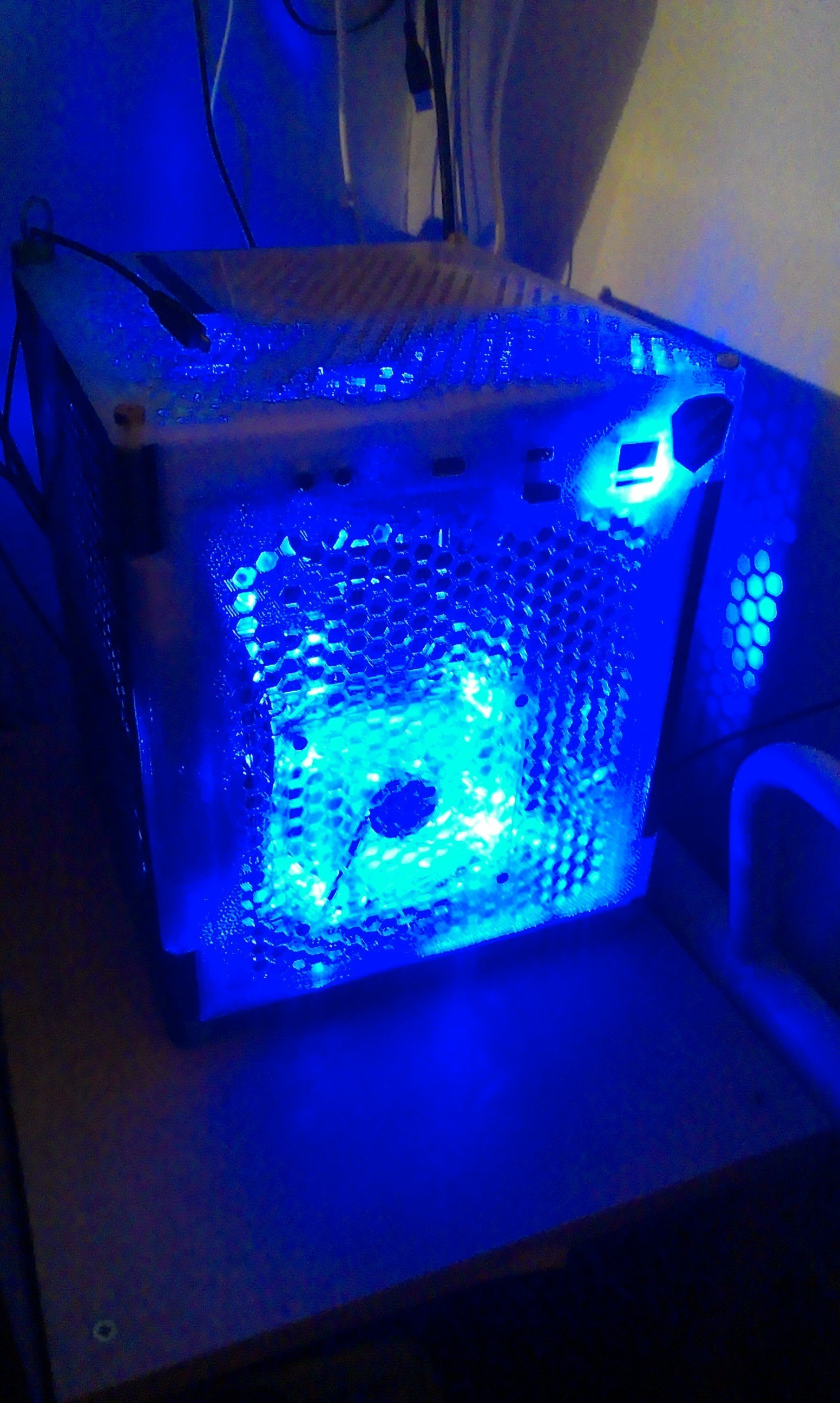 Download STL file PC Case mini ITX • 3D printing object ・ Cults