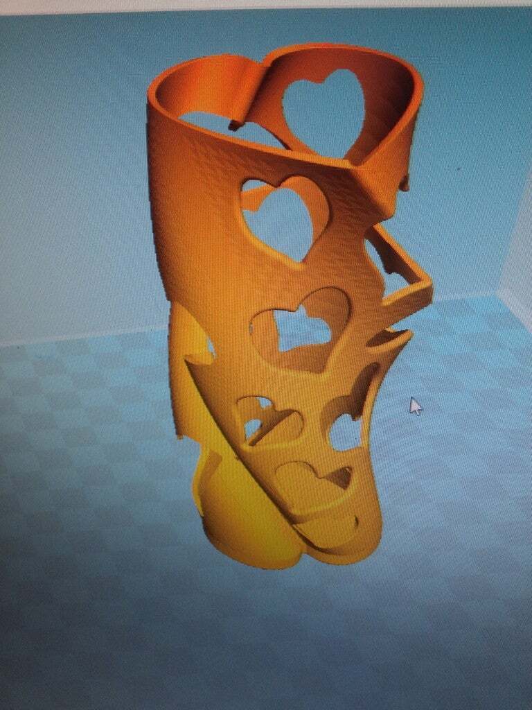 Free STL file Heart pencil pot - Pot a crayons coeur・3D print design to ...