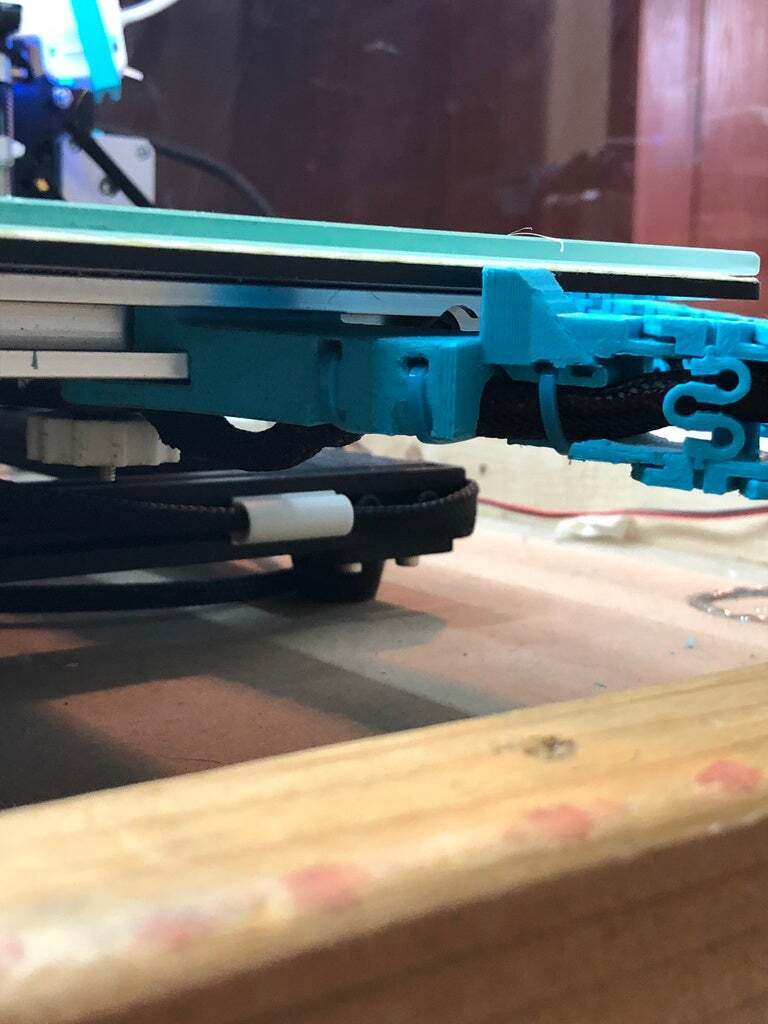 Free STL file CR-10 500 Strain Relief with Chain Drag・3D printable ...