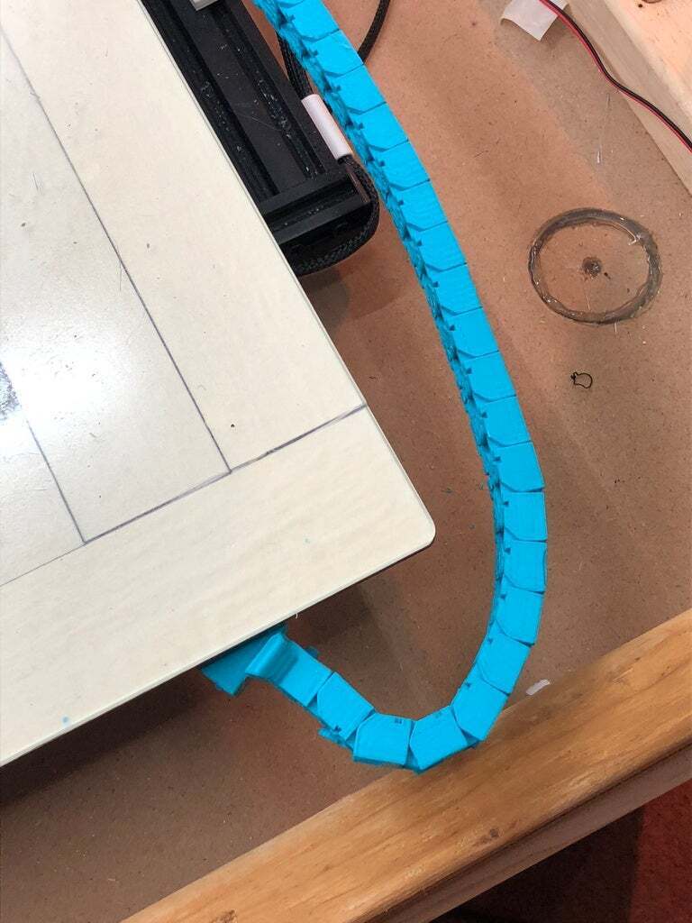 Free STL file CR-10 500 Strain Relief with Chain Drag・3D printable ...