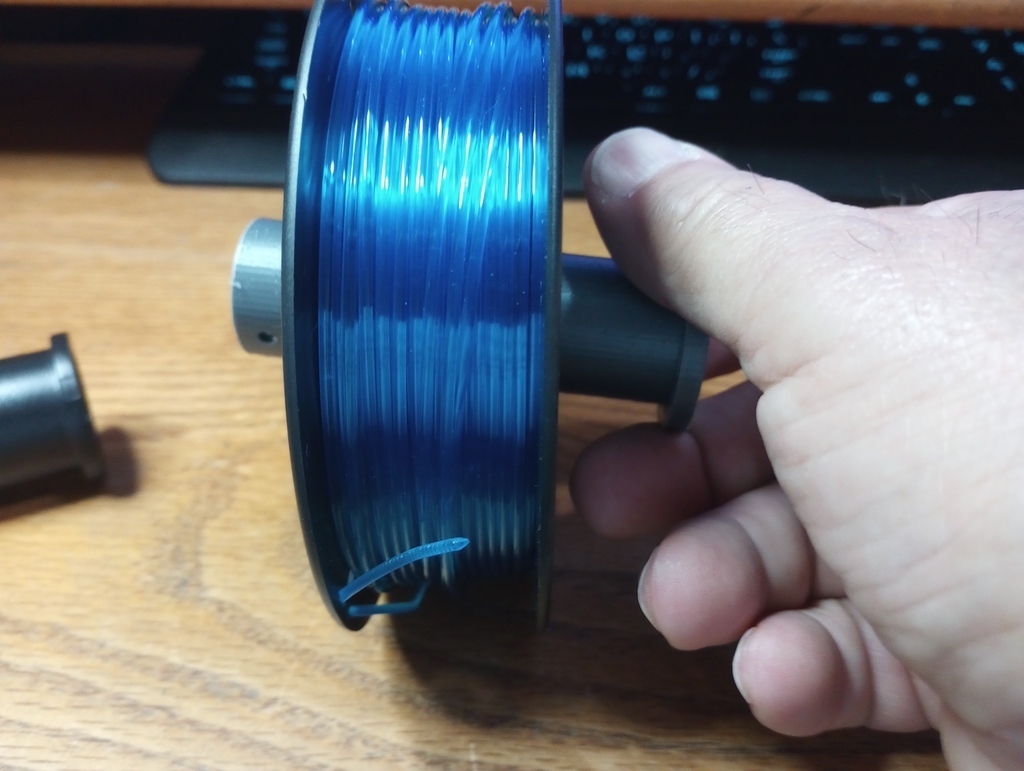 Free 3D file Spool adapter small・3D printer model to download・Cults