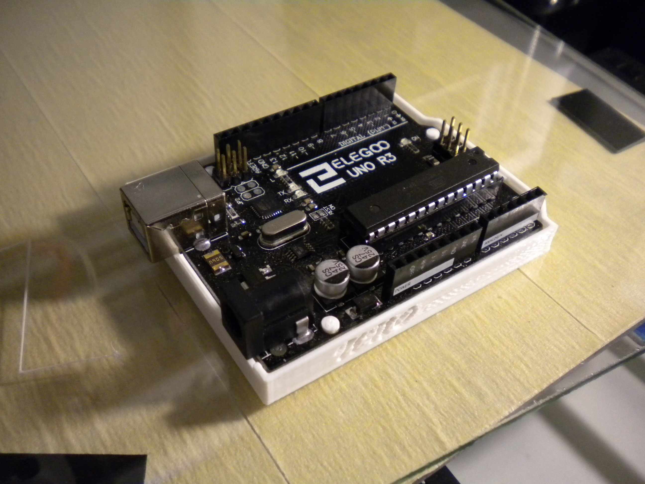 Archivo STL gratis Arduino UNO・Diseño de impresora 3D para descargar・Cults