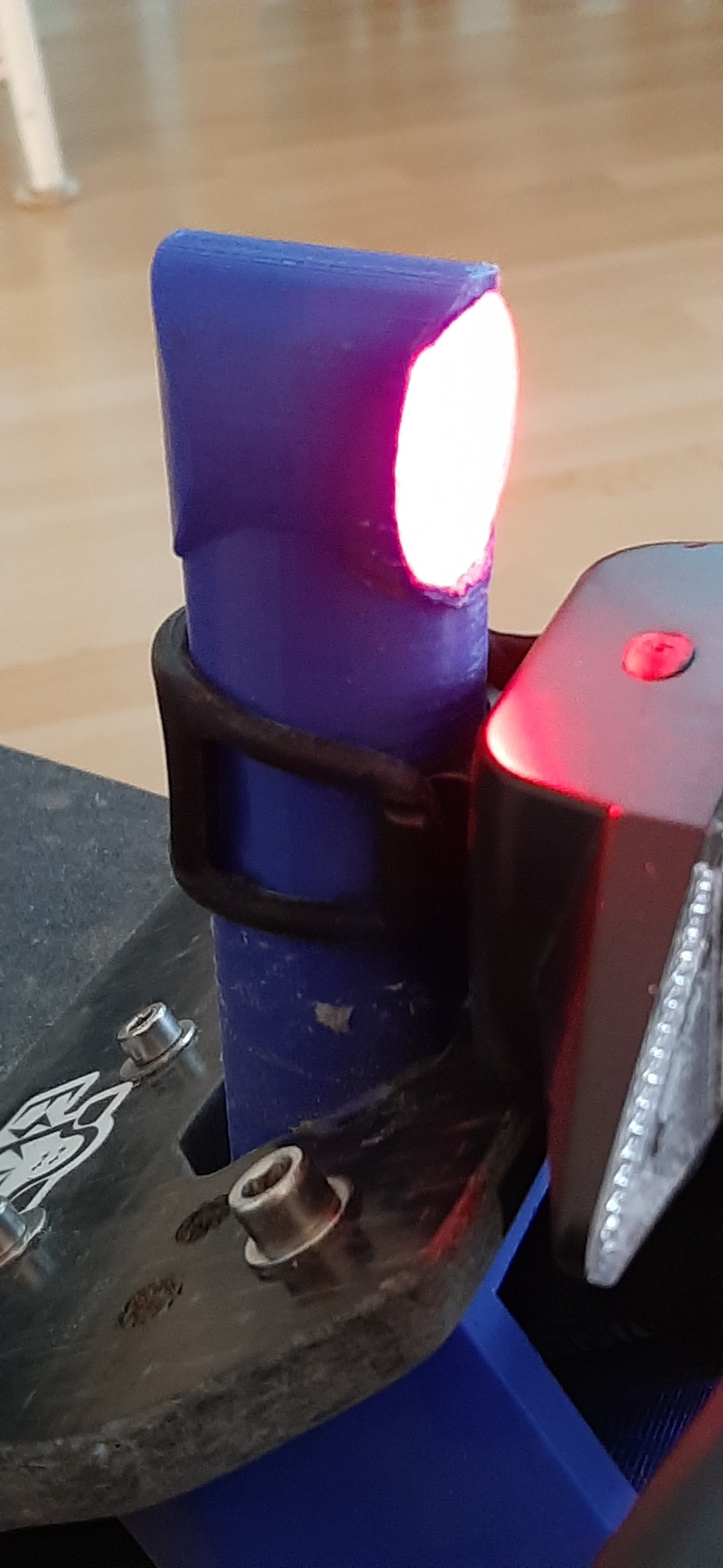 STL file Led light support / Led light support 👽・3D printable design to ...