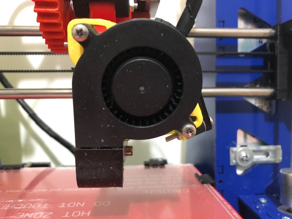 Free 3D file Adjustable 50 mm radial fan mount for wade extruder・3D ...