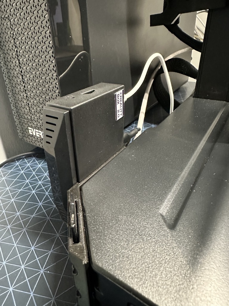 Archivo 3D gratis wifi box y tarjetero sd para creality ender 3 S1 Pro ...