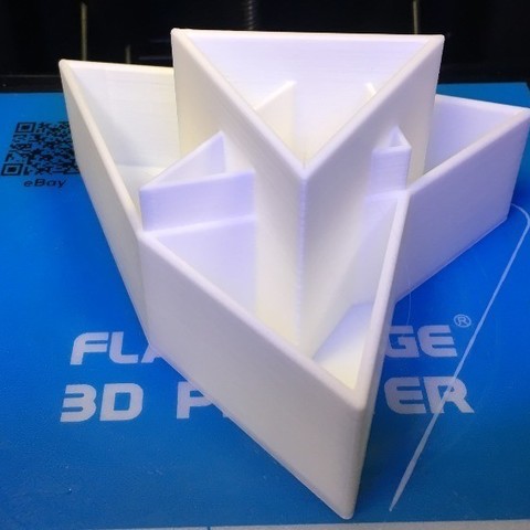 Download free STL file Napoleon Triangle, Equilateral Triangle ・ Cults