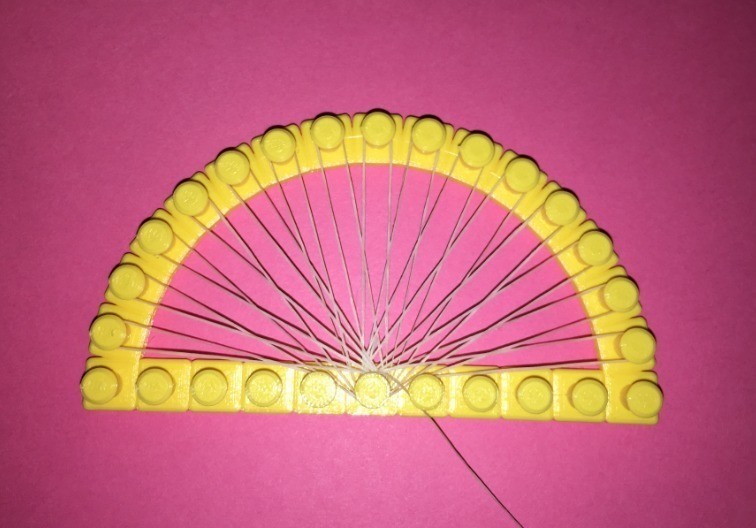 Free STL file String Art & Envelopes on the Circle 🎨・3D printer design ...