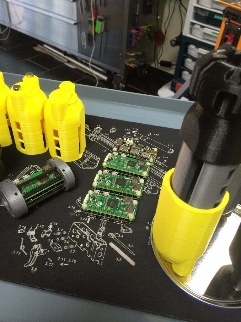 Free STL file PI ZERO - FALLOUT FUSION CORE + ZERO 4U CASE 📱・3D ...