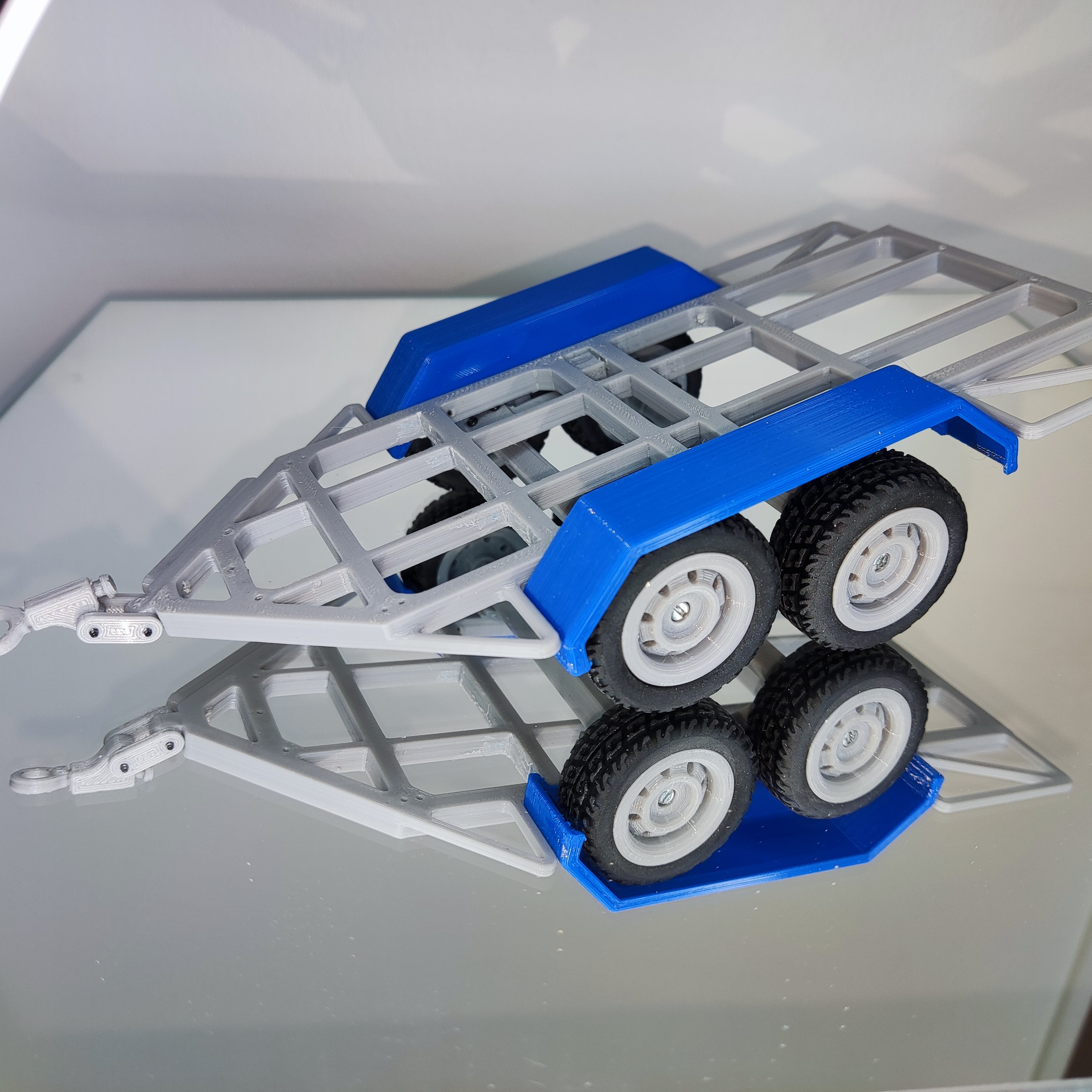 STL file Axial SCX24 Mini crawler Trailer for 50cl can 🚐・Model to ...