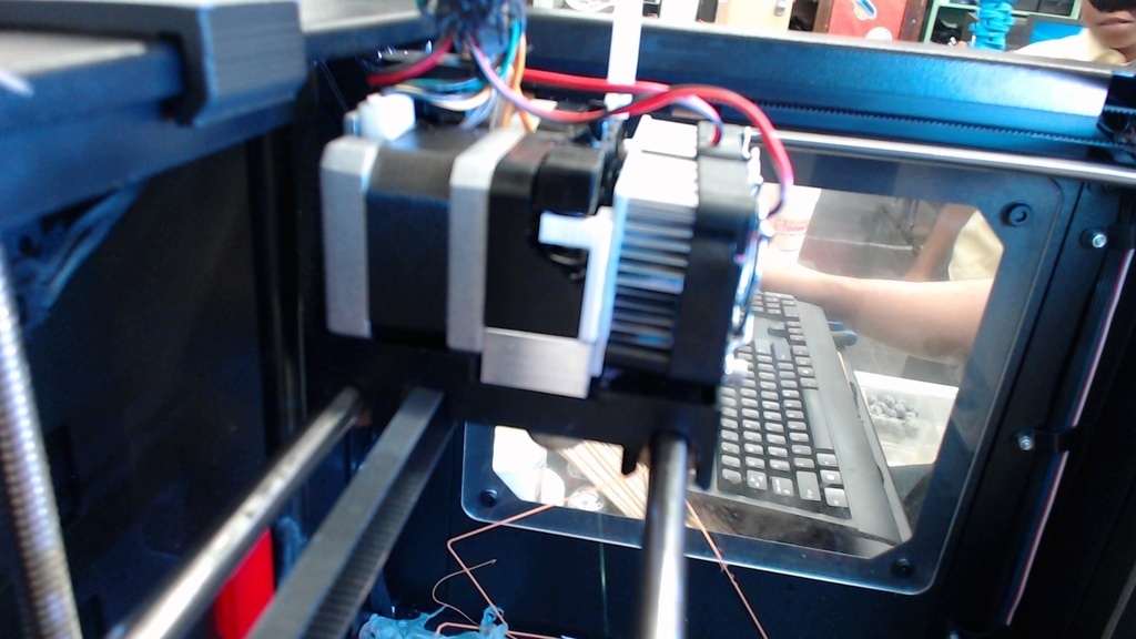 Free STL file Replicator 2X PLA Extruder fix・3D printable object to ...
