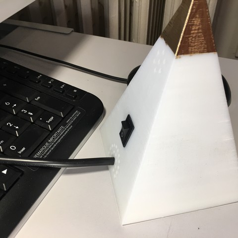 Download STL file Pyramid's light LED 230V for bedroom or office ...