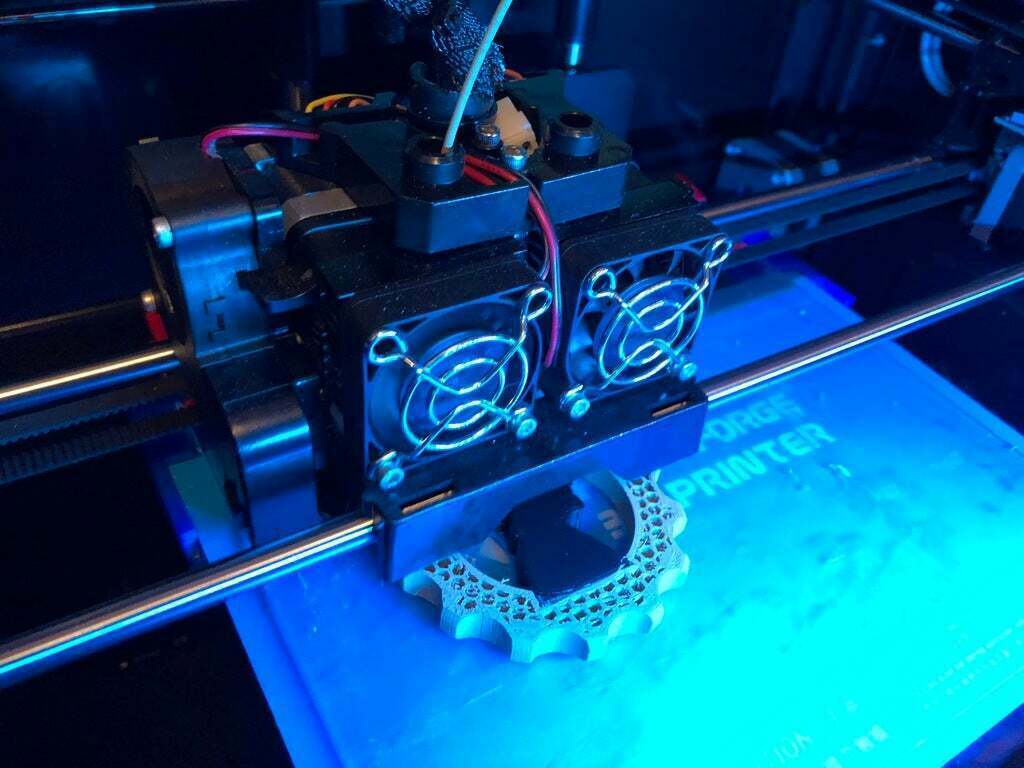 Free STL file Silhouette Corner・3D printer model to download・Cults