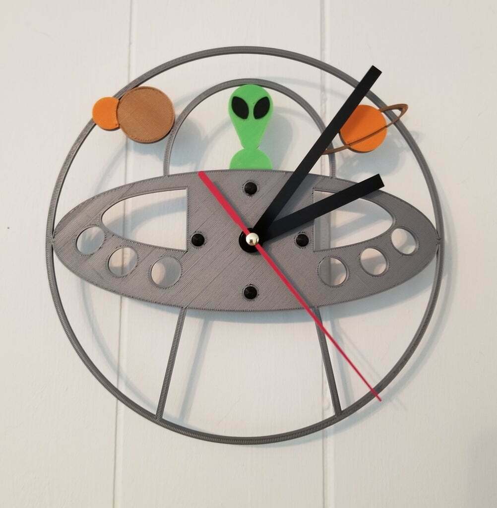 Free STL file Alien UFO Clock (Remake) 👽・3D printing idea to download・Cults