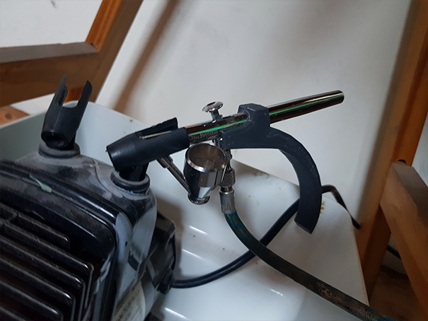 Free 3D file Airbrush handle for Iwata Neo BCN・3D print design to ...