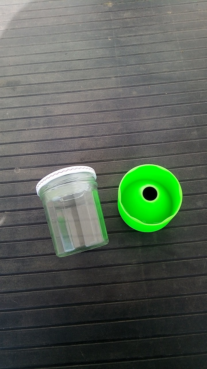 Free STL file wasp trap・3D printable model to download・Cults