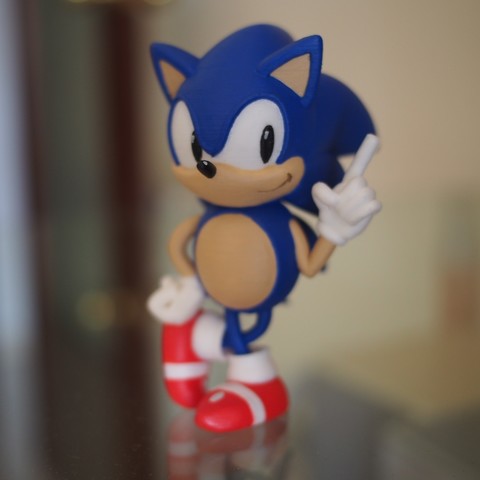 3D printed Sonic the Hedgehog! (with Logo) • made with Prusa I3 MK2s ...
