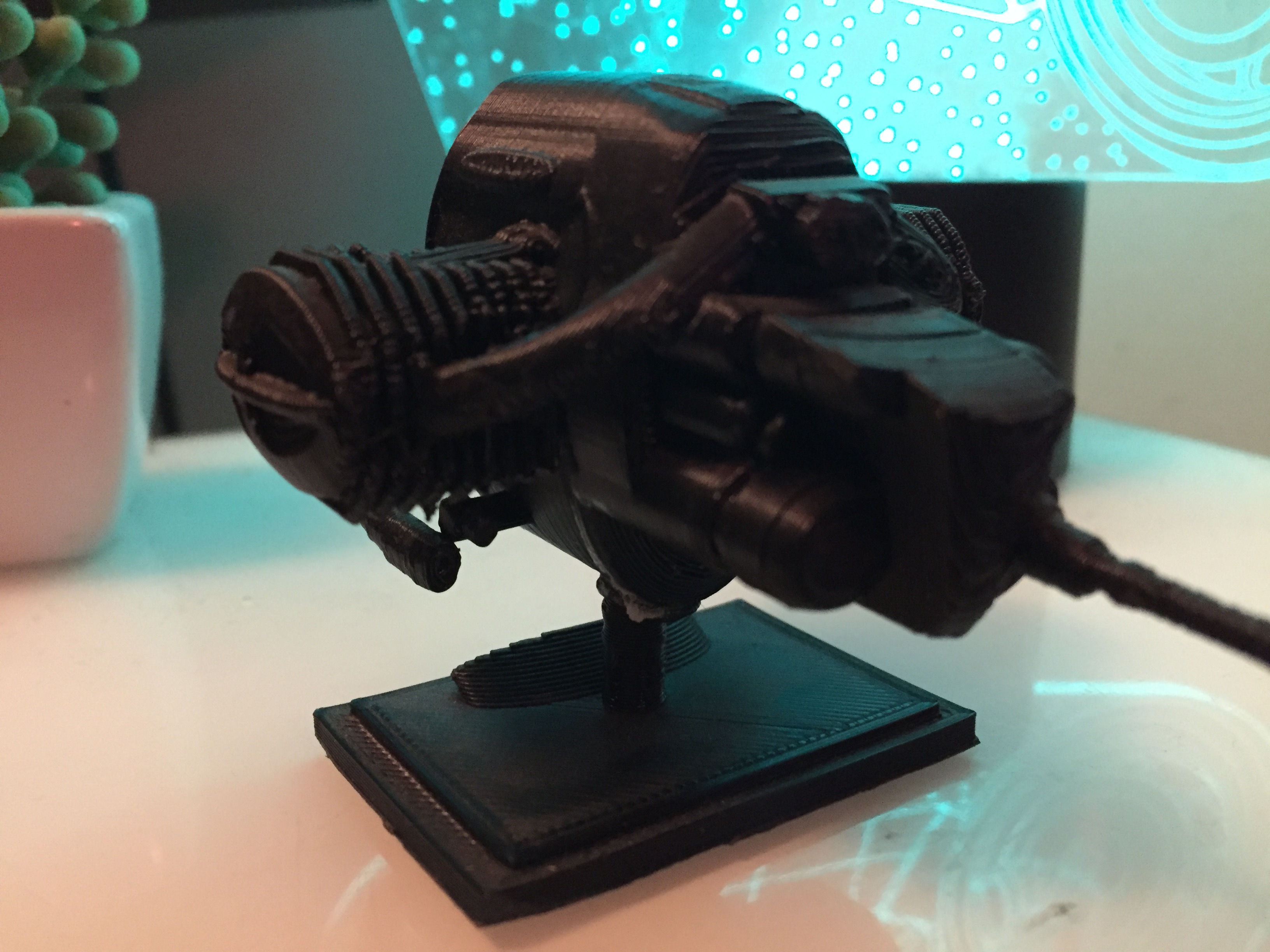 STL file engine bmw R18・3D print object to download・Cults