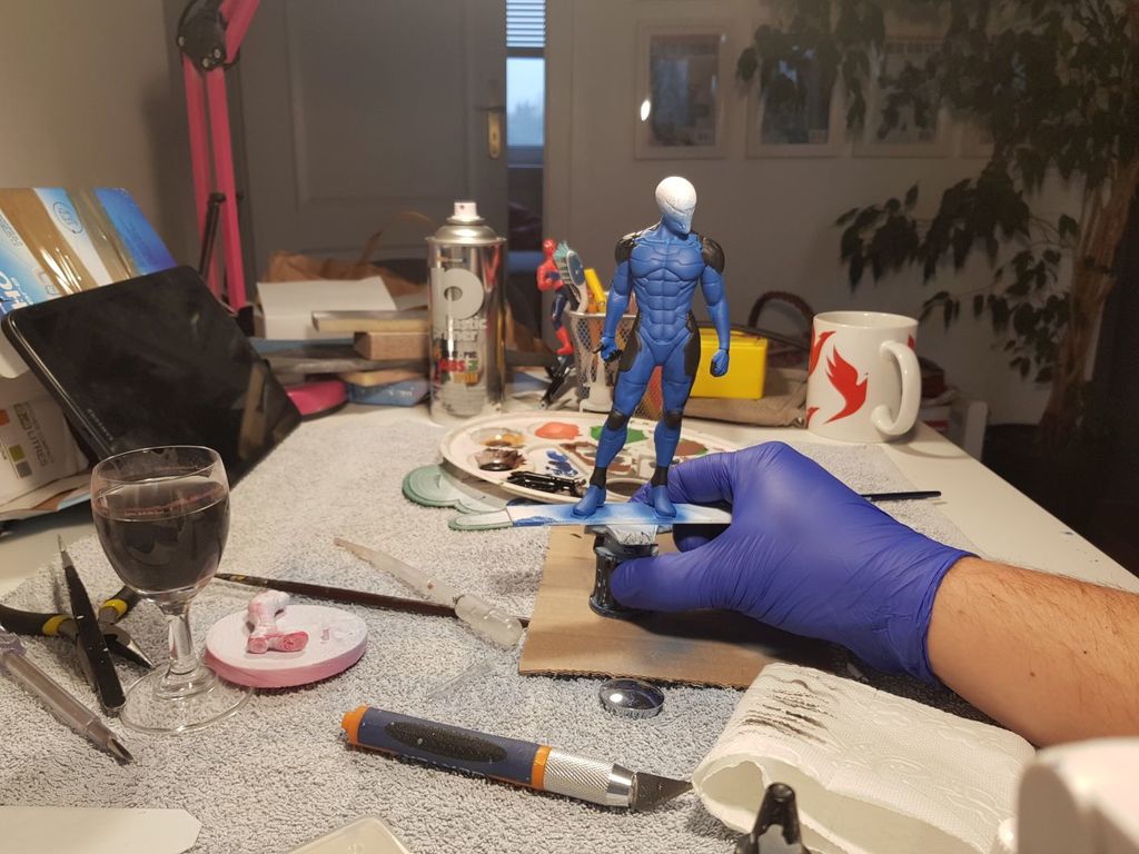 Archivo 3D gratis Stand de Zorro Gris Ninja con la mano cortada de ...