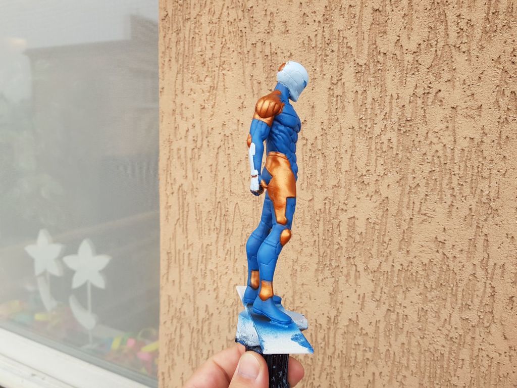 Archivo 3D gratis Stand de Zorro Gris Ninja con la mano cortada de ...