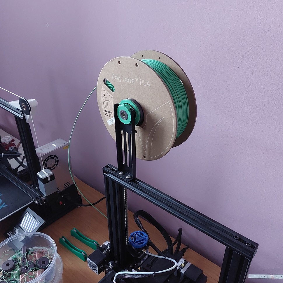 STL file filament spool roller 🪢・3D printable model to download・Cults