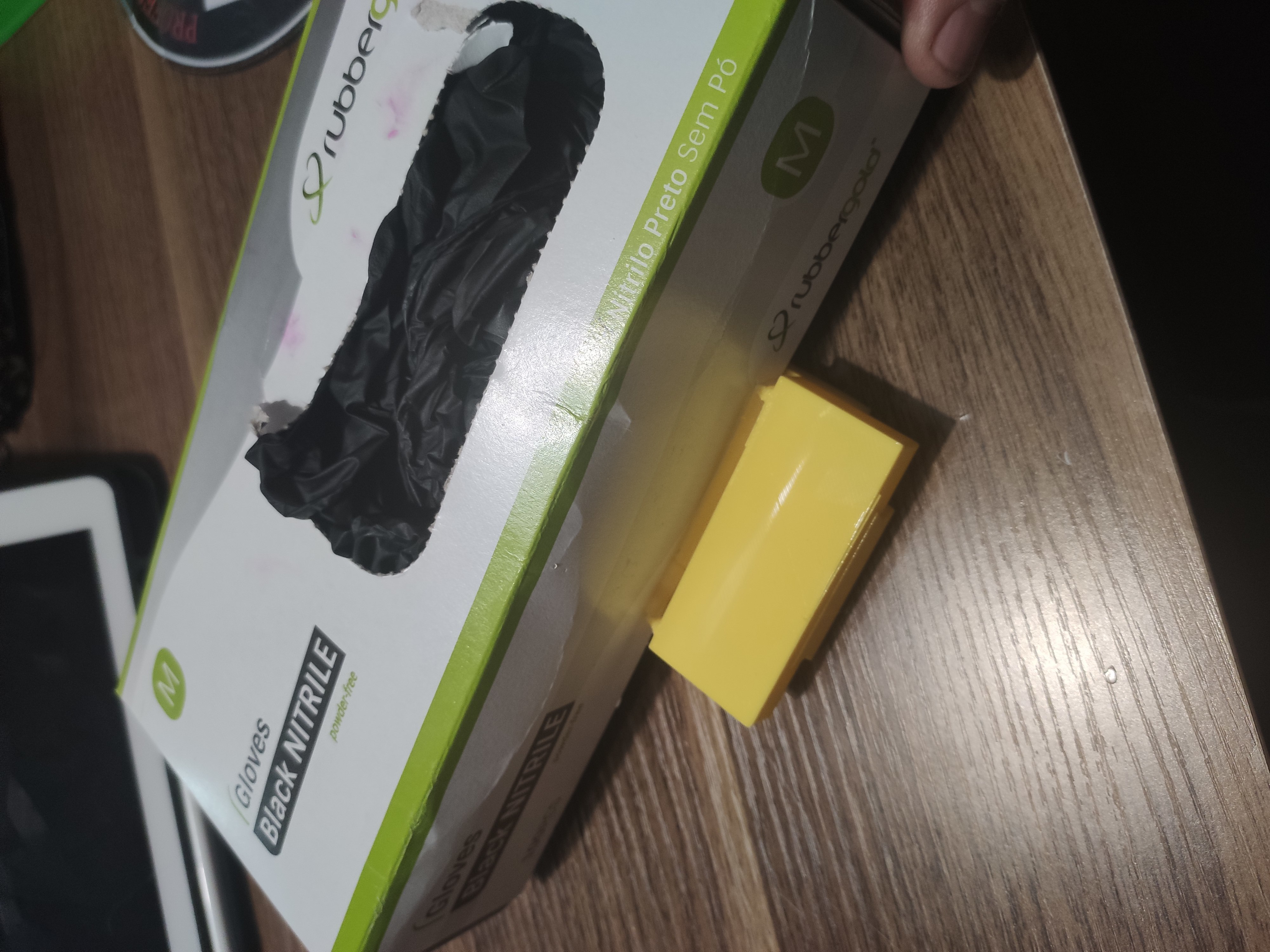 3D file glove box support・3D printer model to download・Cults