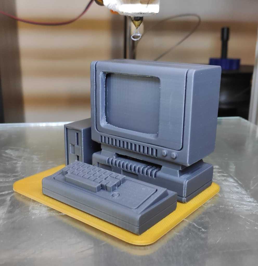 Free STL file Radio Shack TRS-80 mod I 📻・3D printing template to ...
