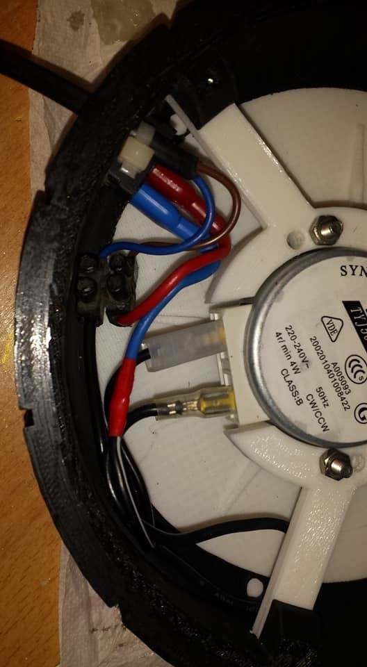 Free STL file Plateau tournant moteurisé / Motorized turntable・3D print ...