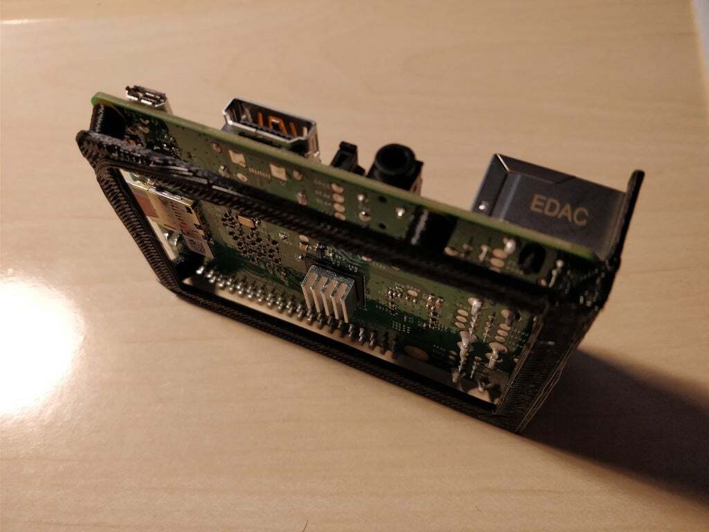 Archivo STL gratis [RPI CUSTOM] Carcasa Raspberry PI・Diseño por ...