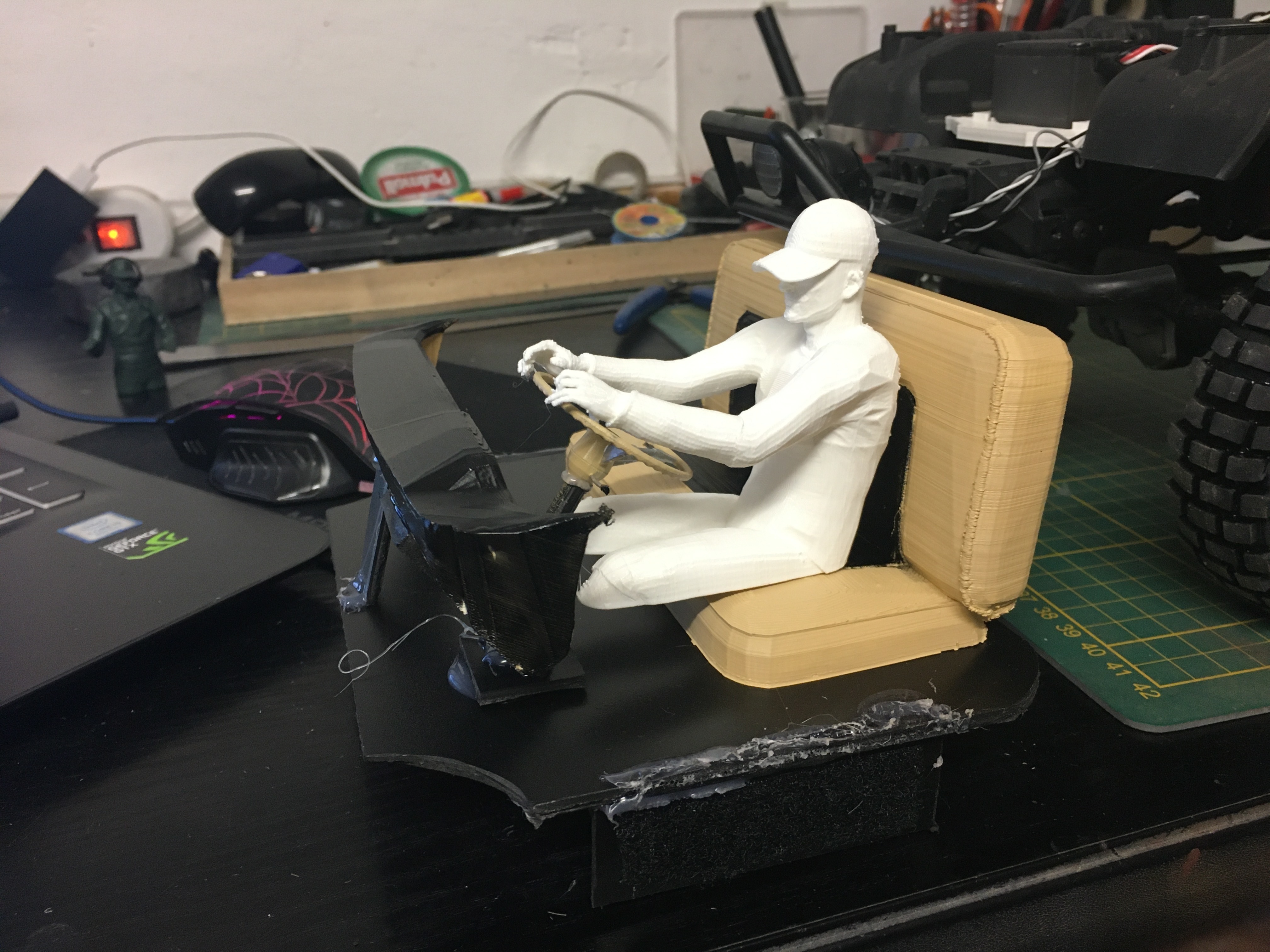 Download STL file Driver Truck,crawler,scale 1/10 • 3D printable object ...