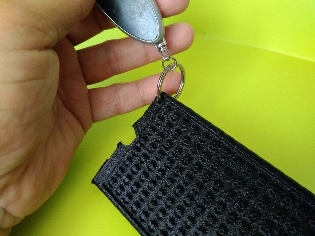 Free STL file Flex TPU Slim Credit Card RFID Wallet・3D print design to ...