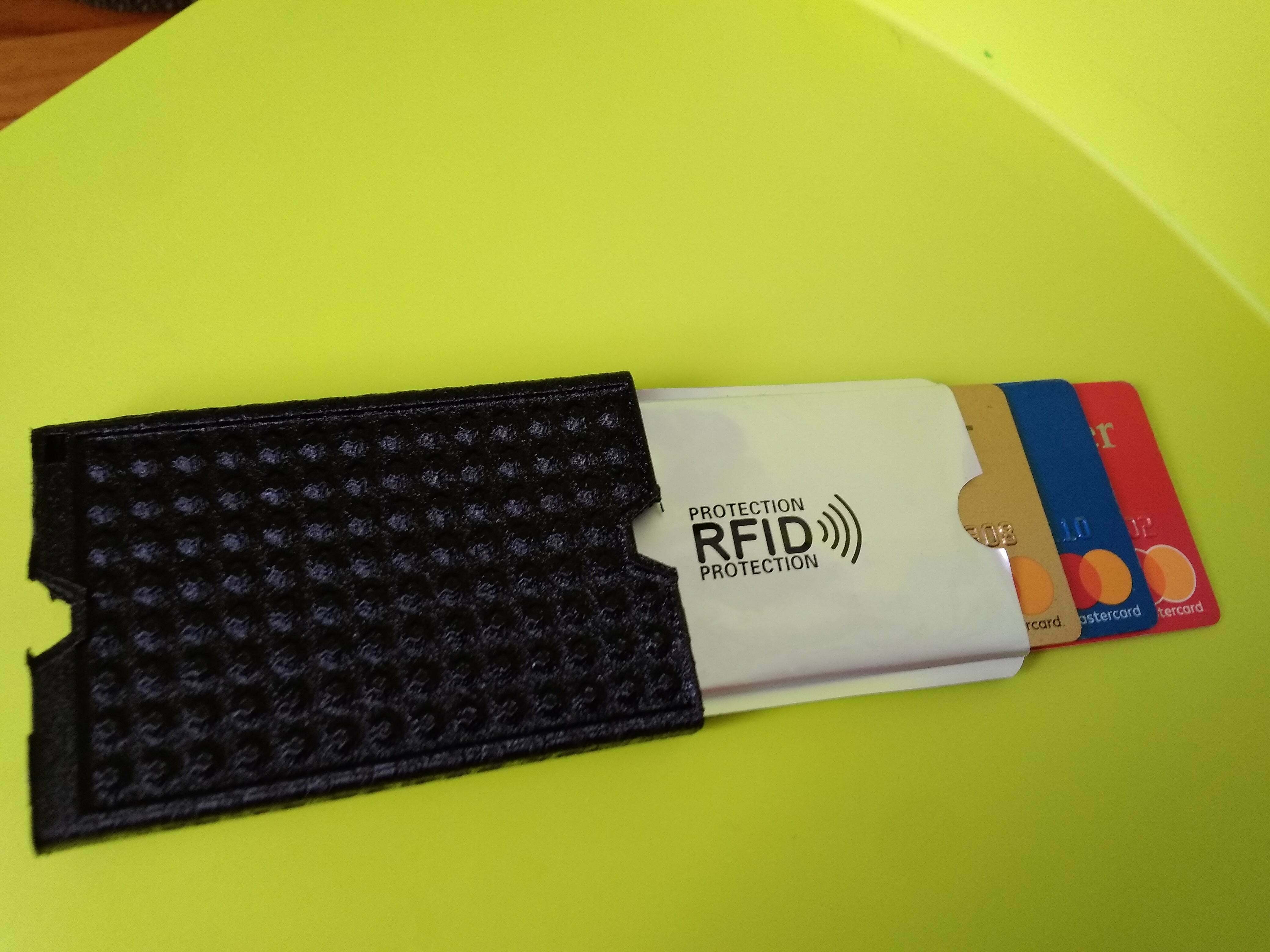 Free STL file Flex TPU Slim Credit Card RFID Wallet・3D print design to ...