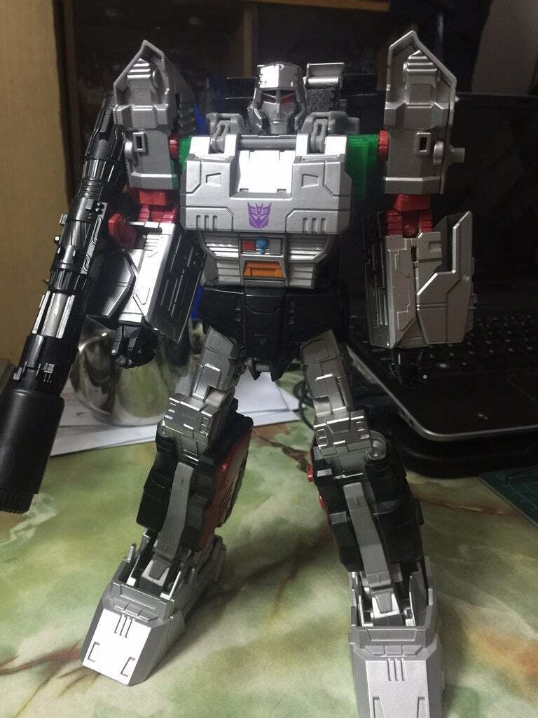 Free STL file Megatron Leader Combiner Wars・3D print design to download ...