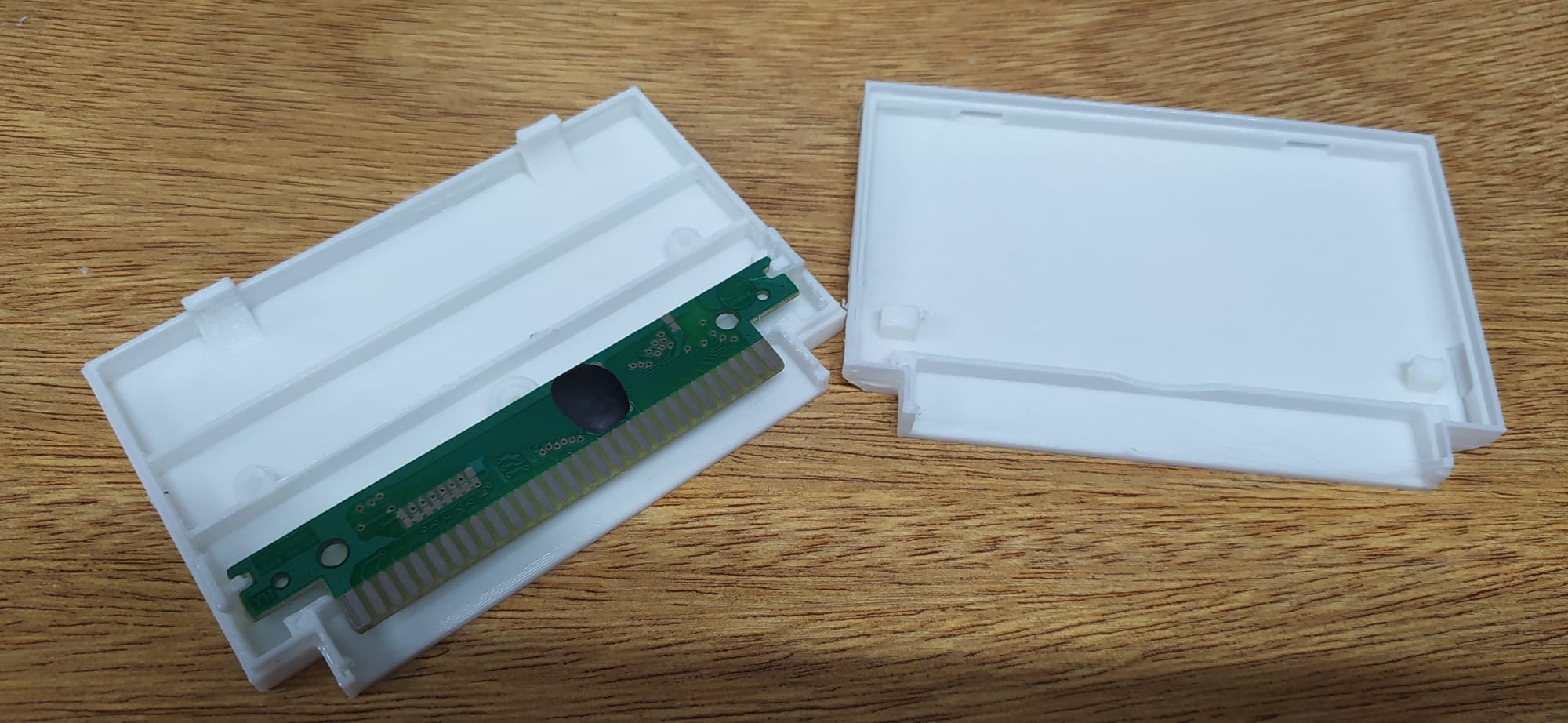 STL file Universal Family Game Cartridge- Family computer Universal ...