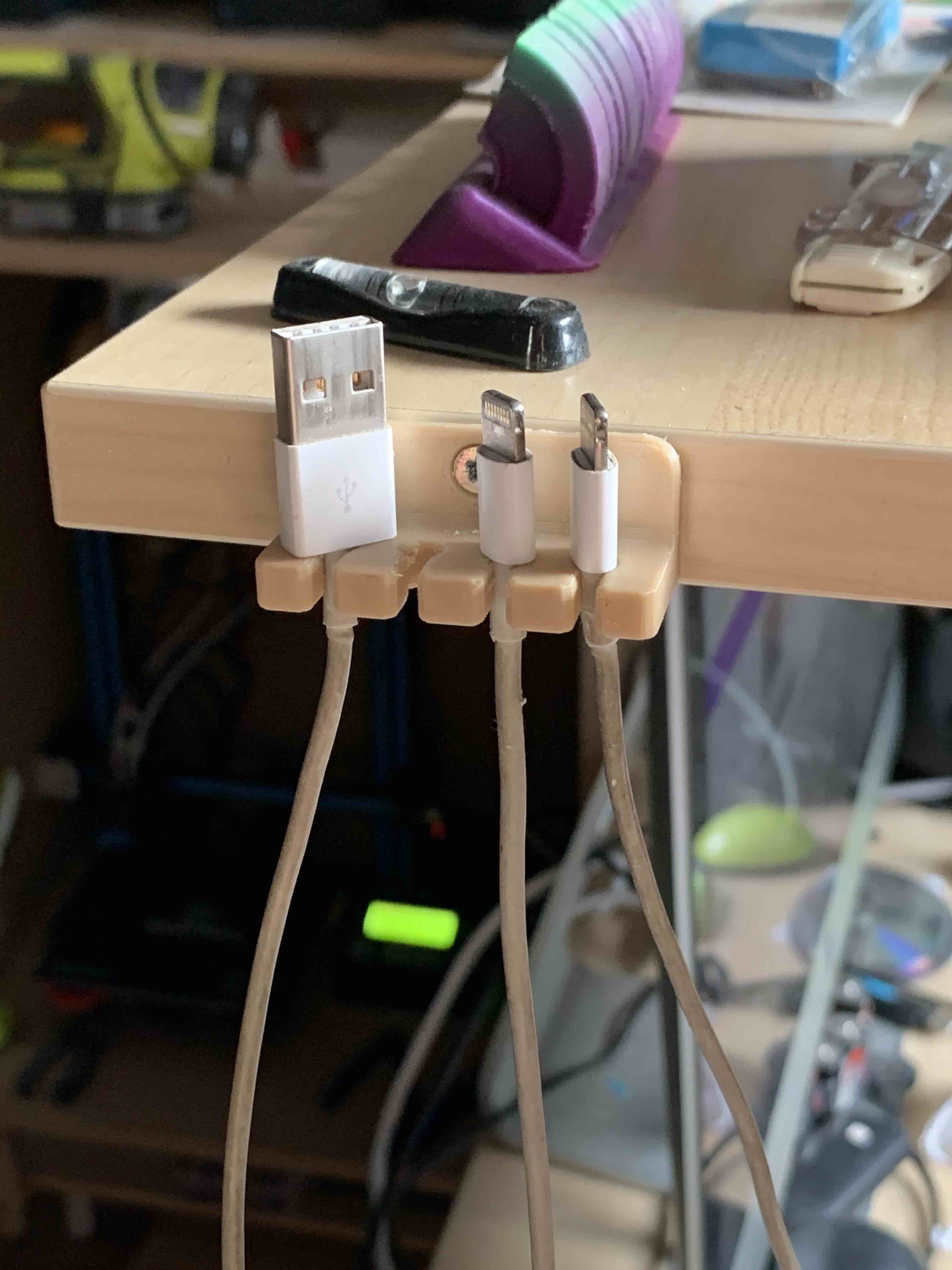 Free STL file Cable holder 🔌・Design to download and 3D print・Cults