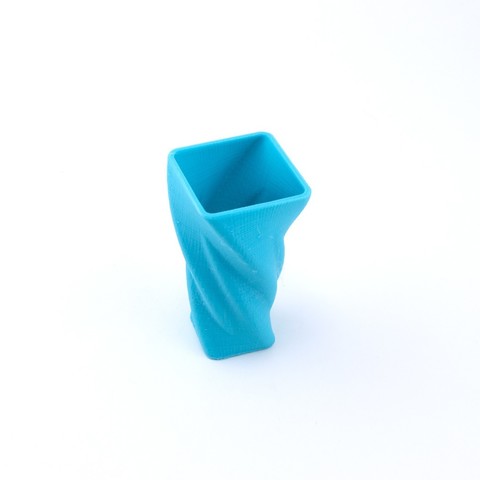 Download free STL Vortex Vase ・ Cults