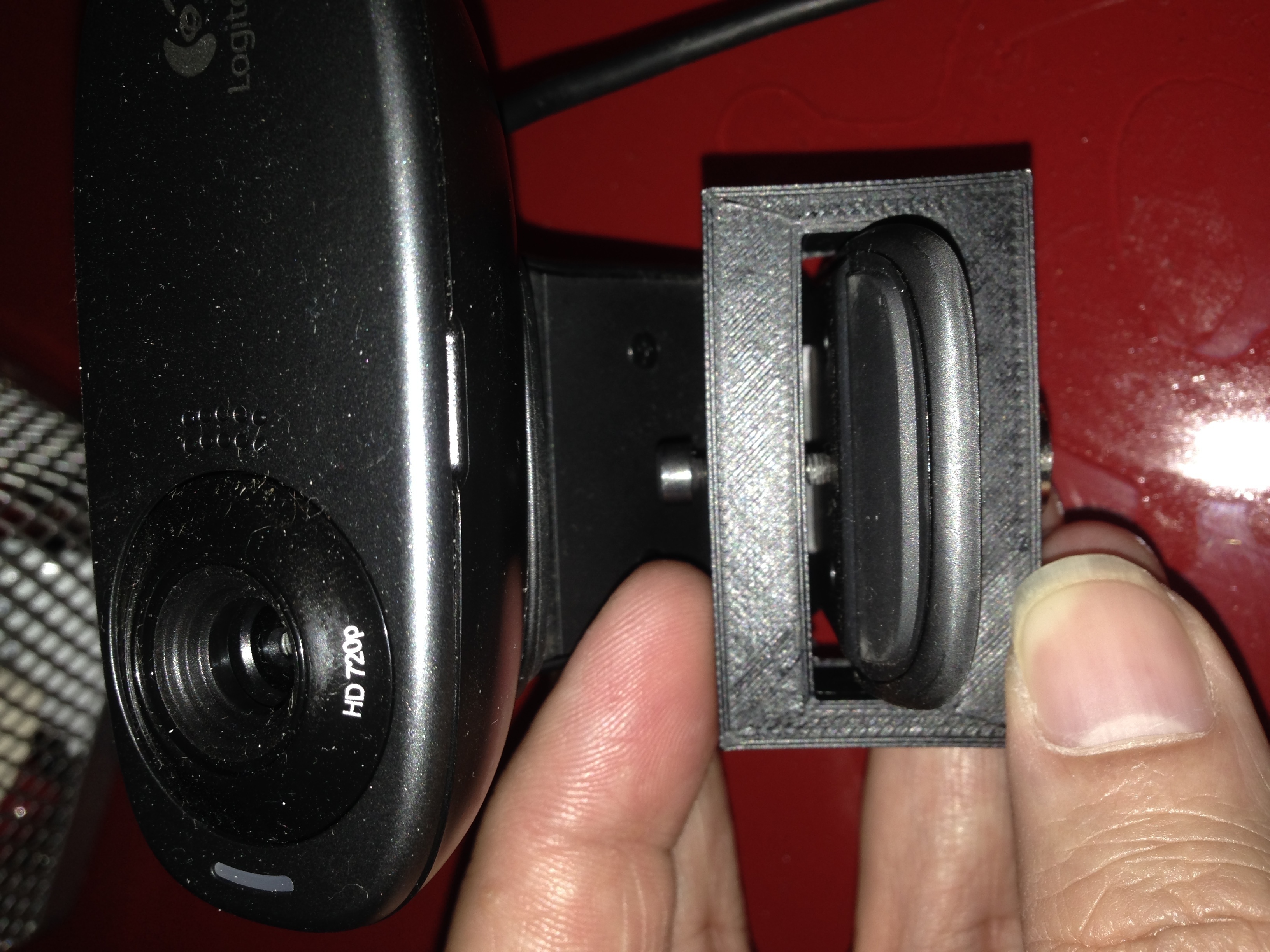 Free STL file Soporte logitech C270/C310 Go Pro Tripode・3D printer ...