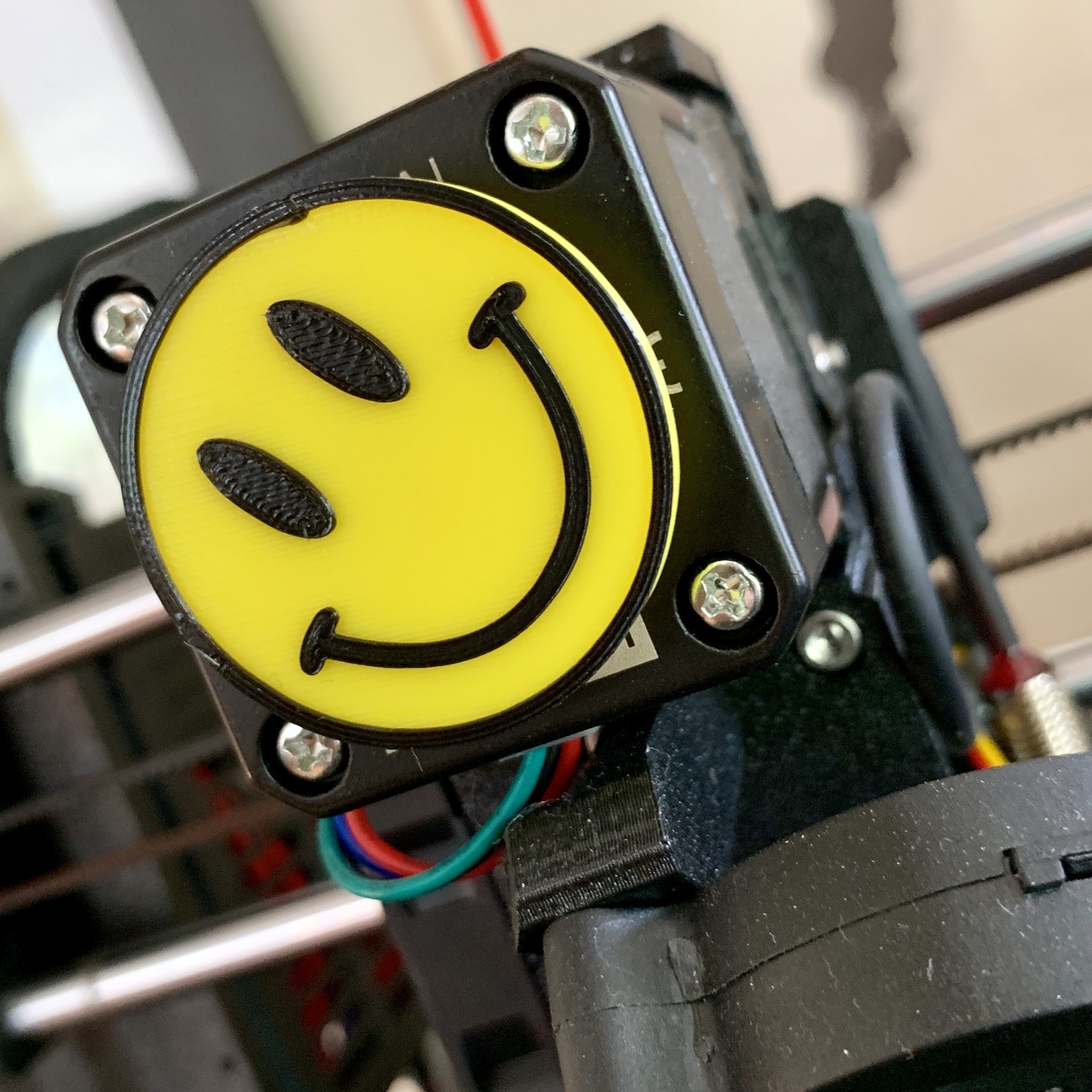 Free STL file Smiley Face - Extruder Spinner・3D printing model to ...