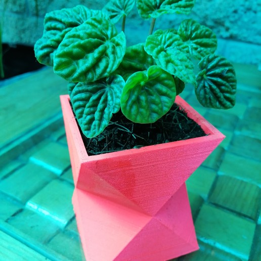 Download OBJ file Planter triangle pot • 3D printable model ・ Cults