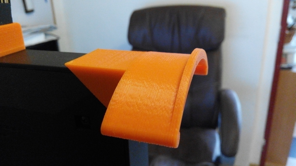 Free 3D file Headphones LCD/LED monitor holder・3D printing template to ...