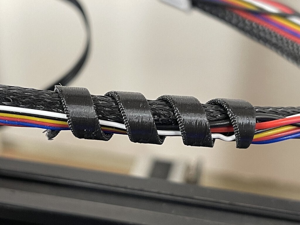 Бесплатный STL файл Гибкая кабельная стяжка 🔧・Объект для скачивания и ...