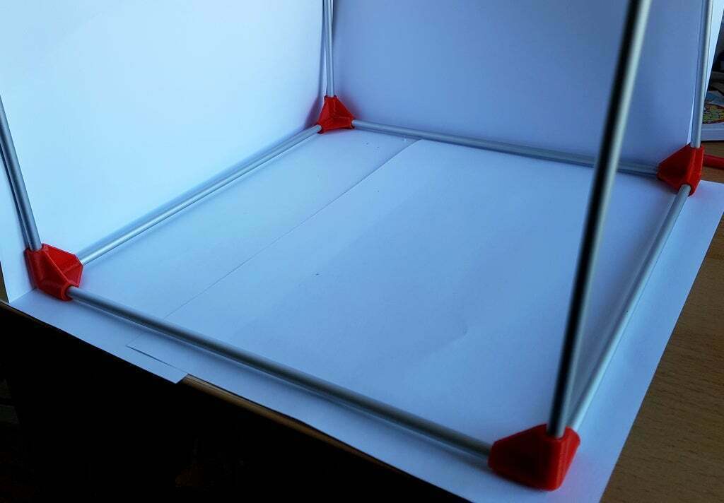 Free STL file Corner Piece with Magnets・3D print design to download・Cults