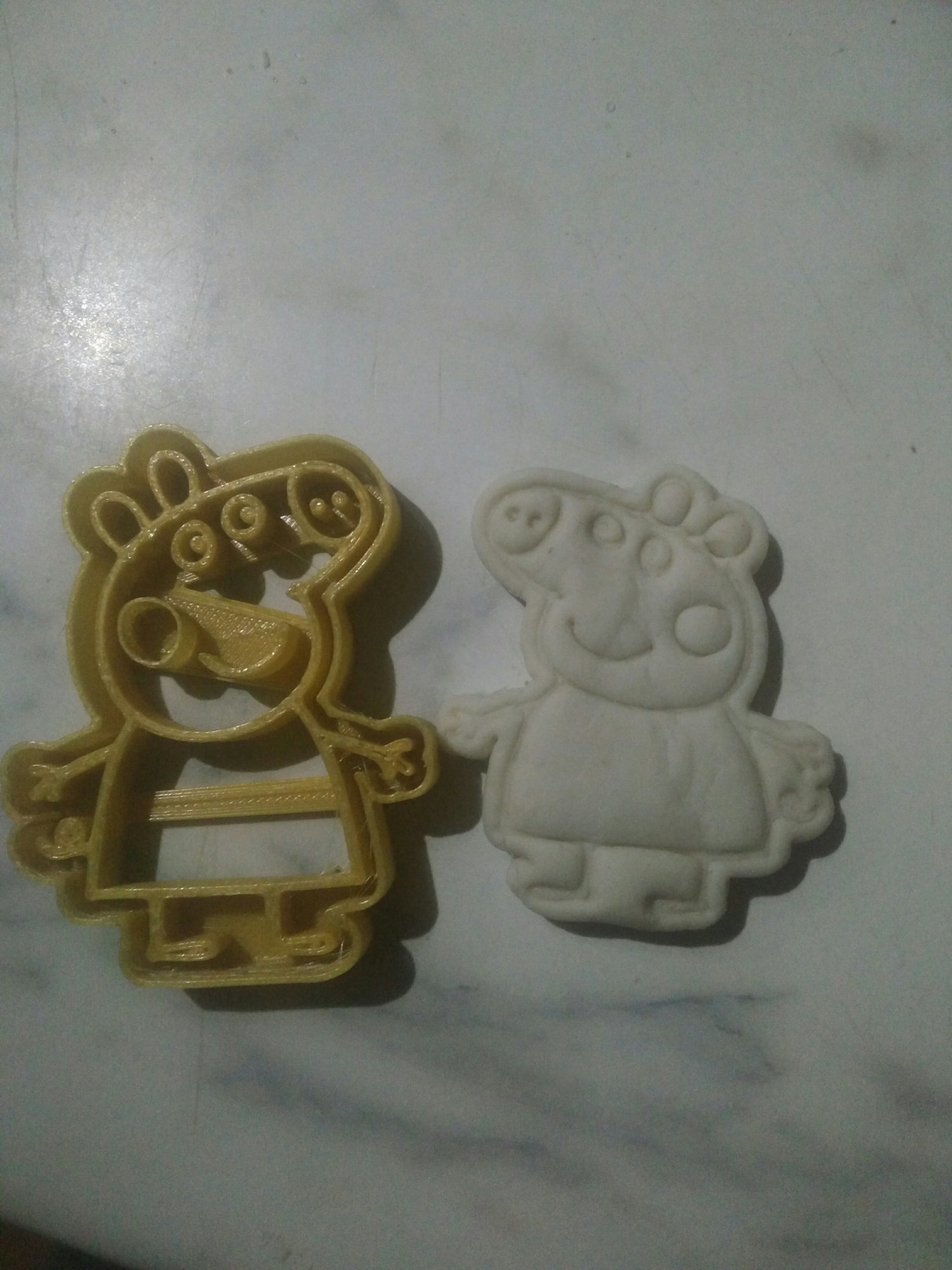 Archivo OBJ pepa pig 🐖・Modelo para descargar y imprimir en 3D・Cults