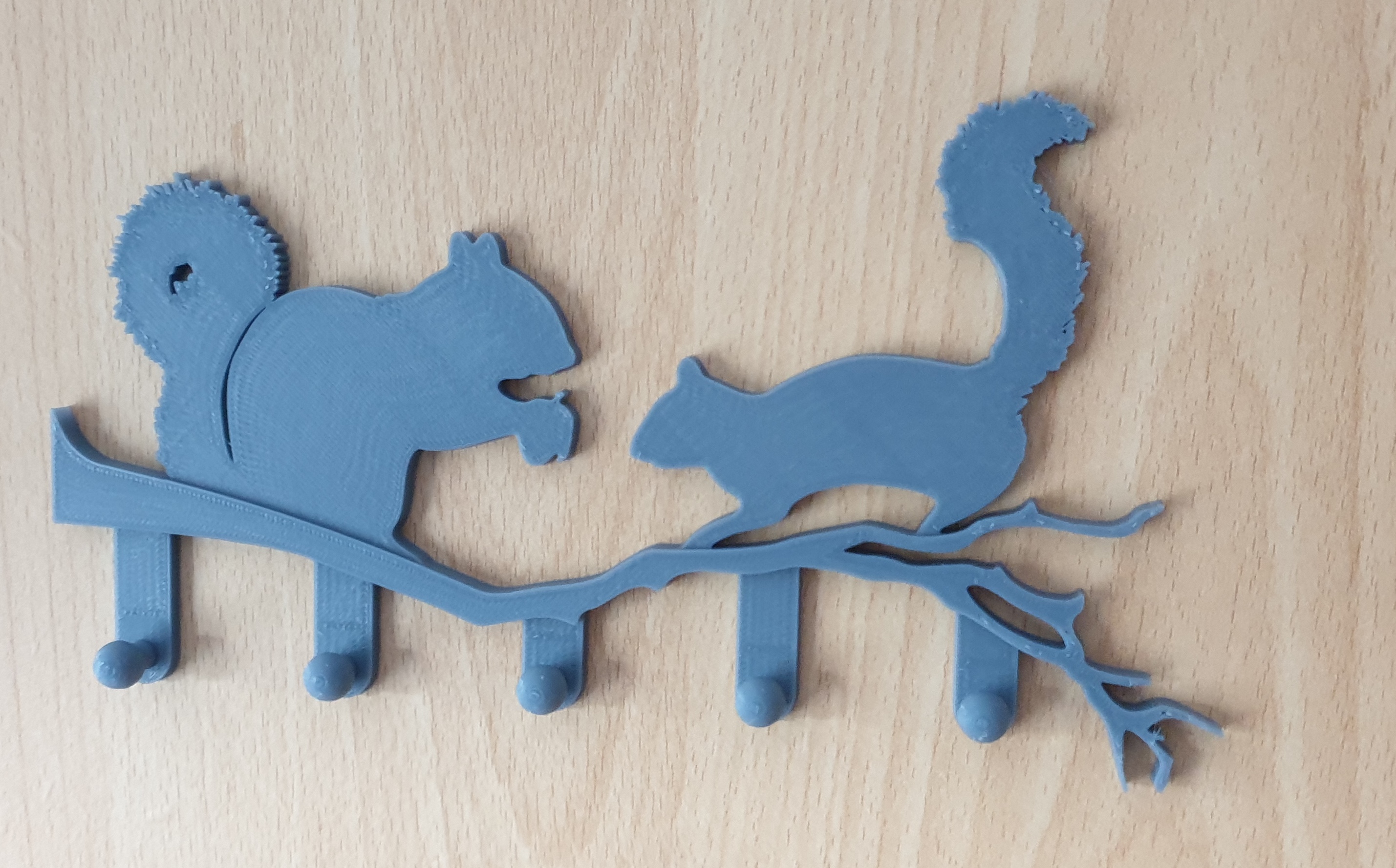 STL file Squirrel Key Holder・3D print design to download・Cults
