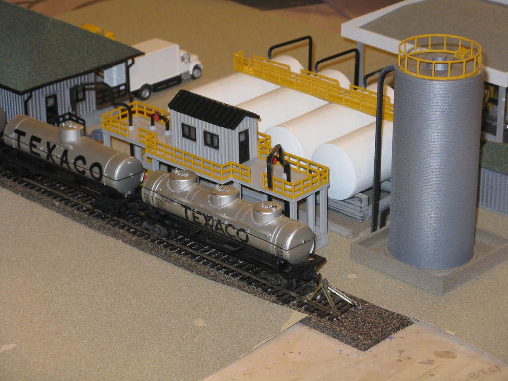 Free STL file HO Scale Fuel Distribution Facility ⛽・3D printing ...