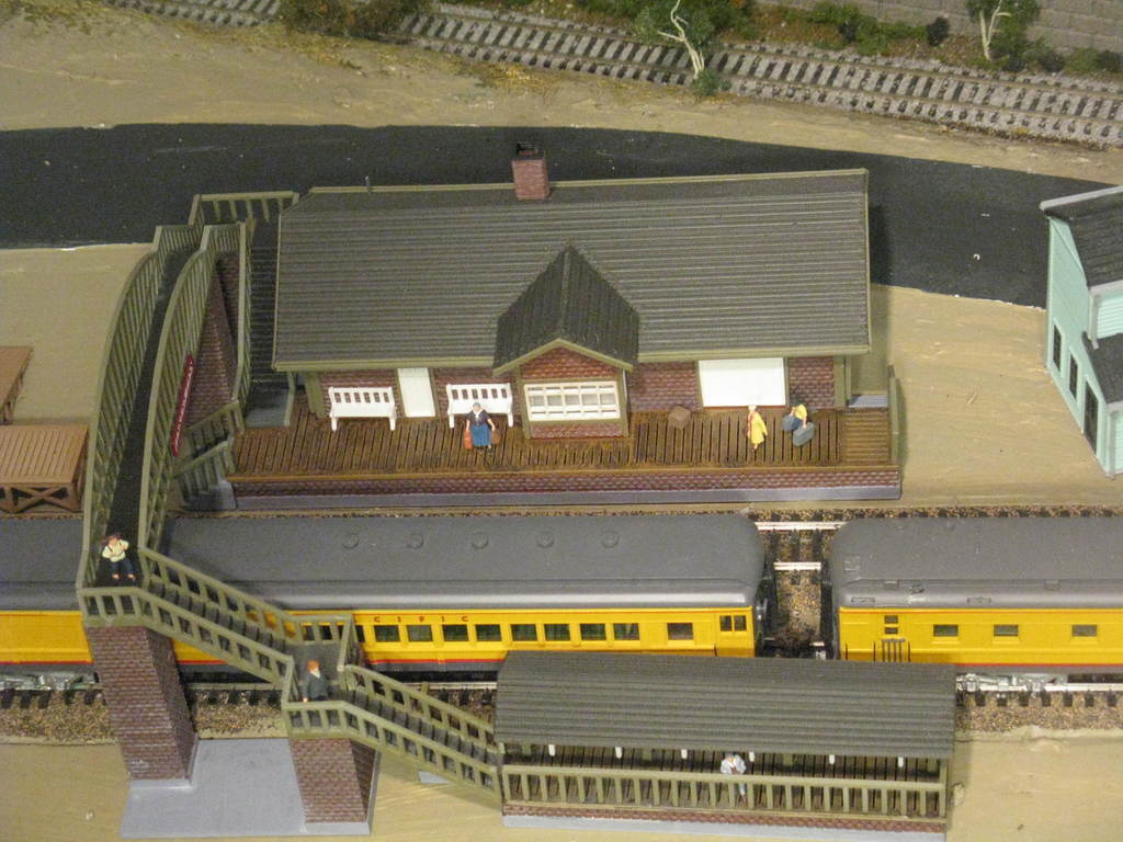 Free STL file HO Scale Small Station Overpass in Brick 🤏・3D printer ...